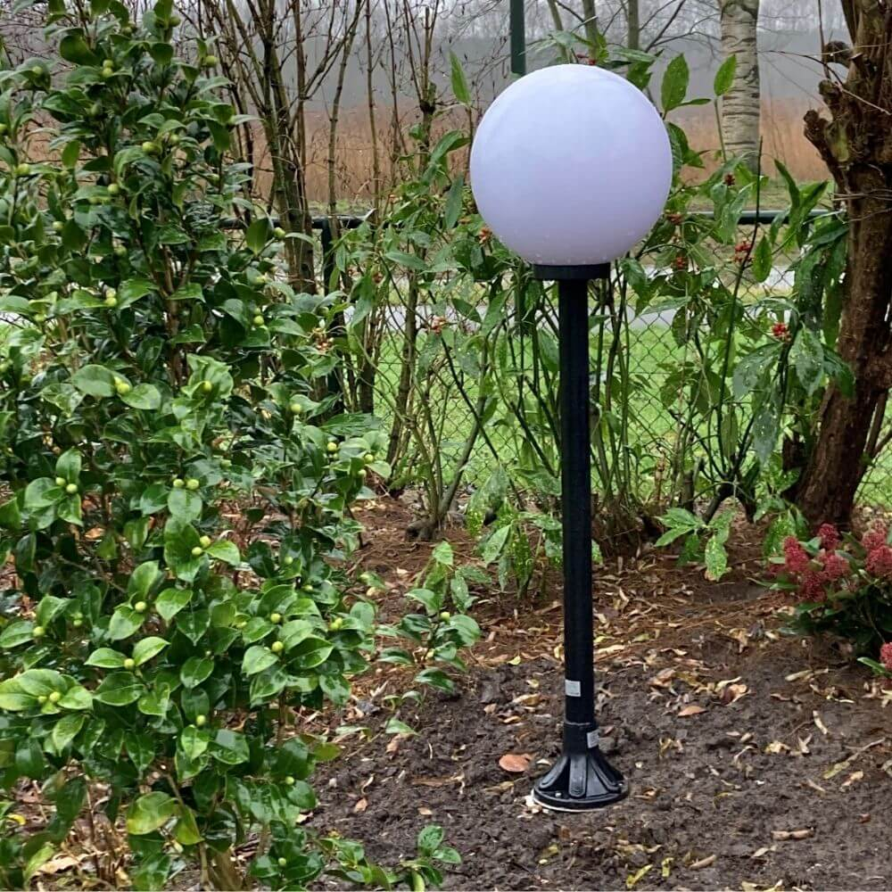 Bol lamp Bolano 131cm. staand opaal van Lyora kopen | LampenTotaal
